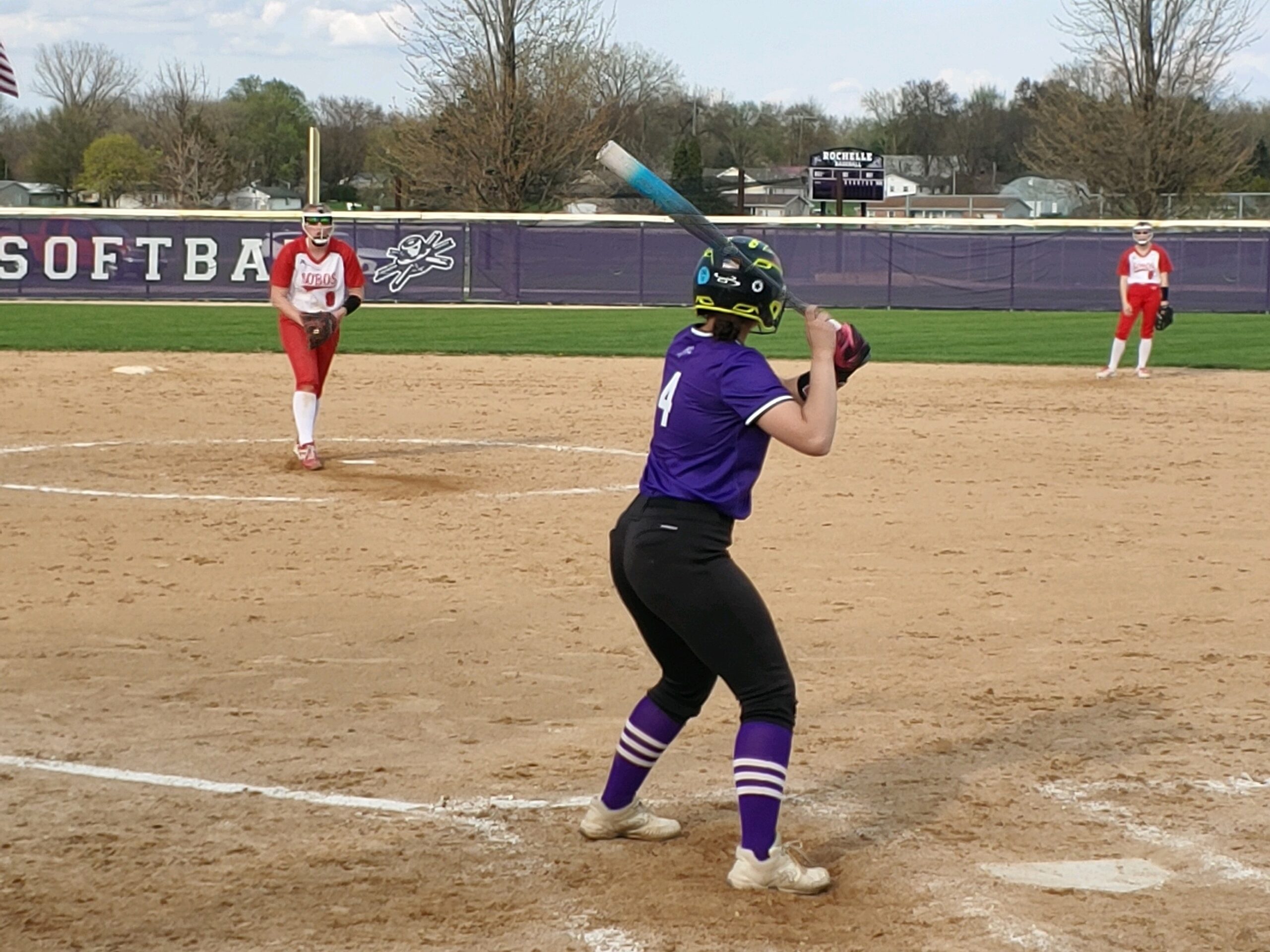Rochelle Lady Hubs Pick up 4th Win in Girls Softball - 102.3 The Coyote